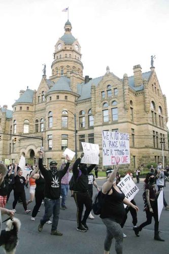 Rally brings people to Warren for peaceful protest on race relations ...